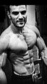 Anant proves dedication gets you shredded as hell · HealthKart