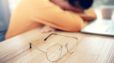 How to Rest Your Eyes When They're Strained - HealthKart