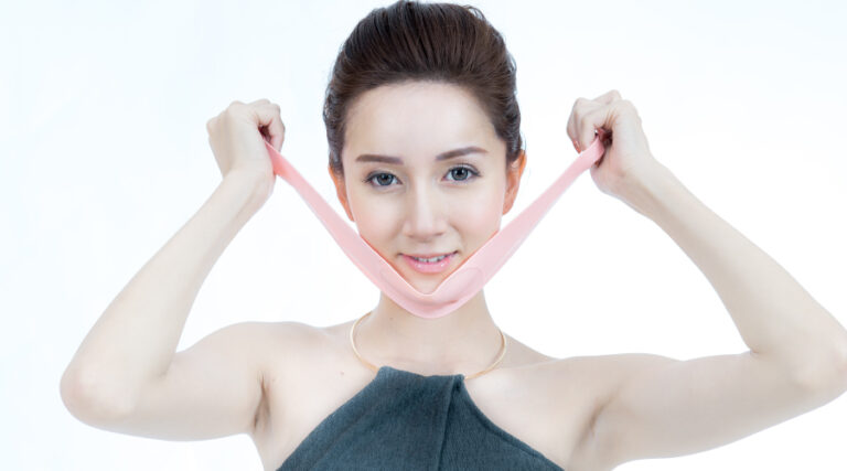 V Lines: What All You Need to Do to Get Them - HealthKart